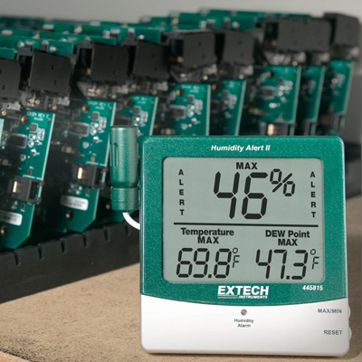 Гигротермометр с функцией определения точки росы Extech 445815 купить ...