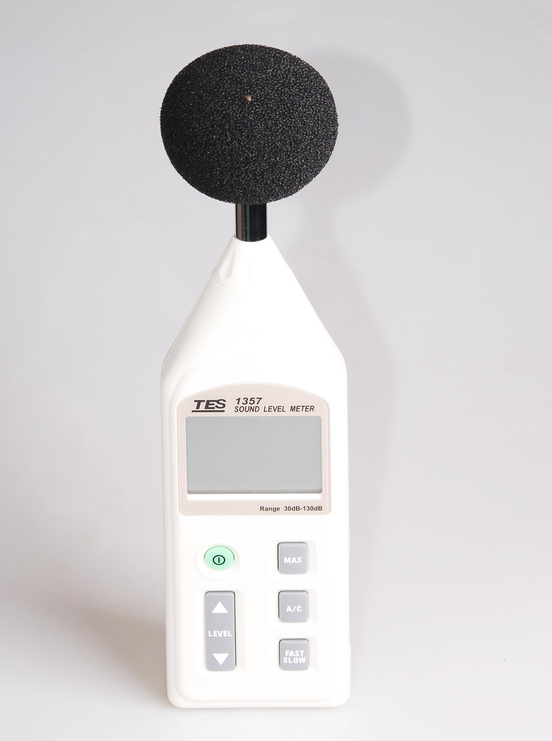 Профессиональный шумомер TES-1357 купить по цене 19000 руб. в Москве